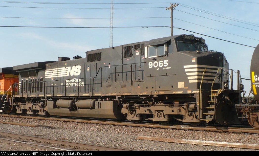 NS 9065